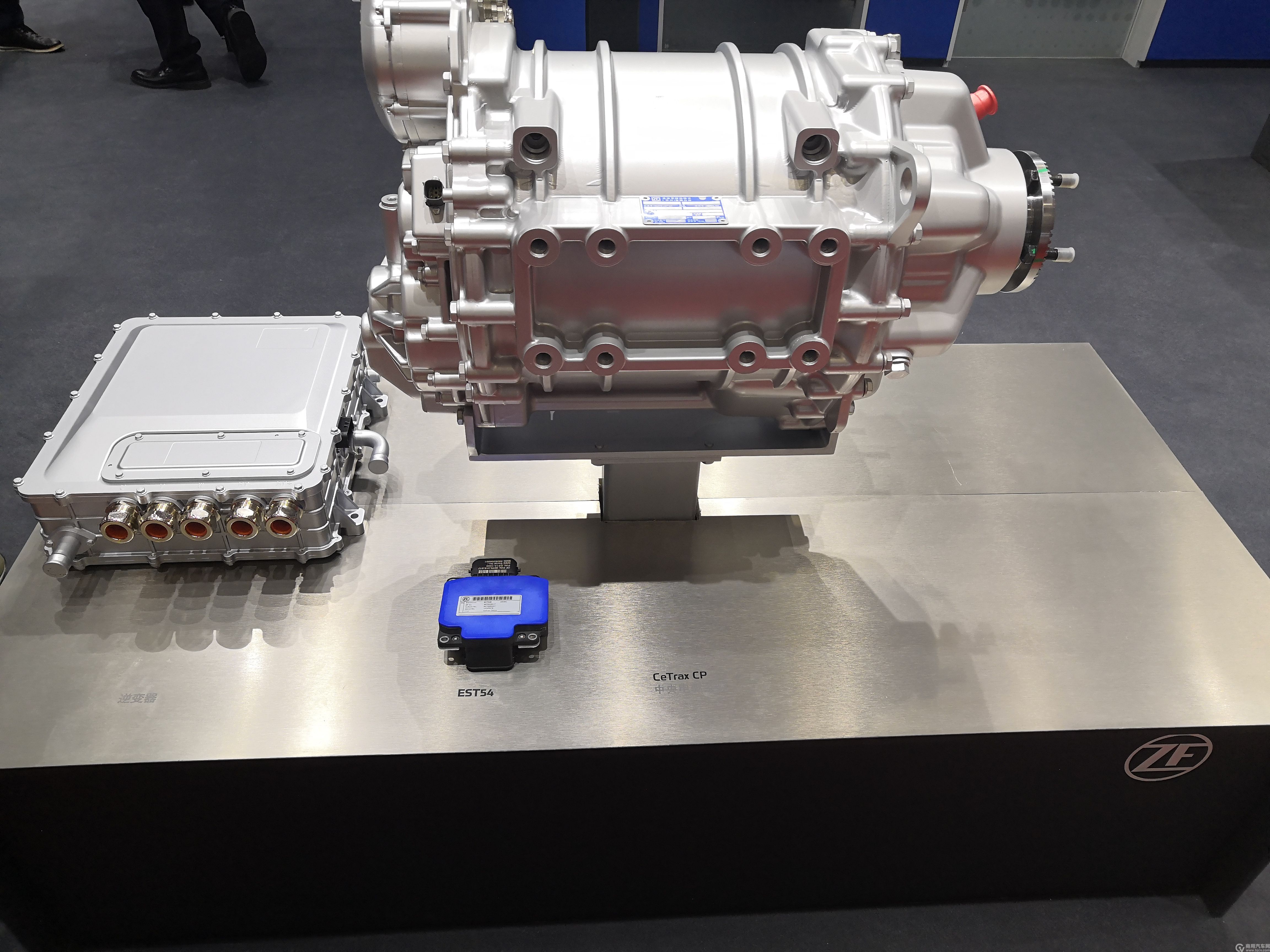 卓众商用车-专业的商用车内容平台 | 采埃孚中央电驱系统CeTrax CP首次亮相2019中国（北京）国际公交装备与技术展览会 | 商用车网